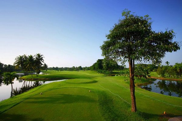 Summit Green Valley Chiangmai Country Golf Club in Thailand