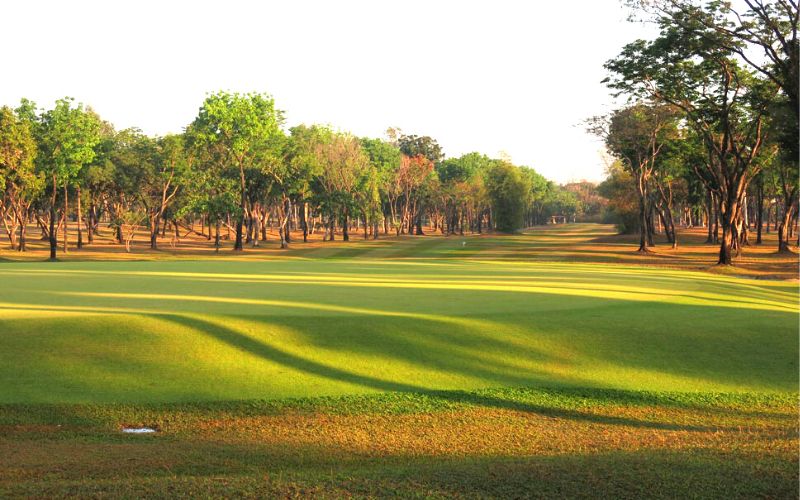 Best 10 Golf Driving Ranges in the Philippines - GolfLux