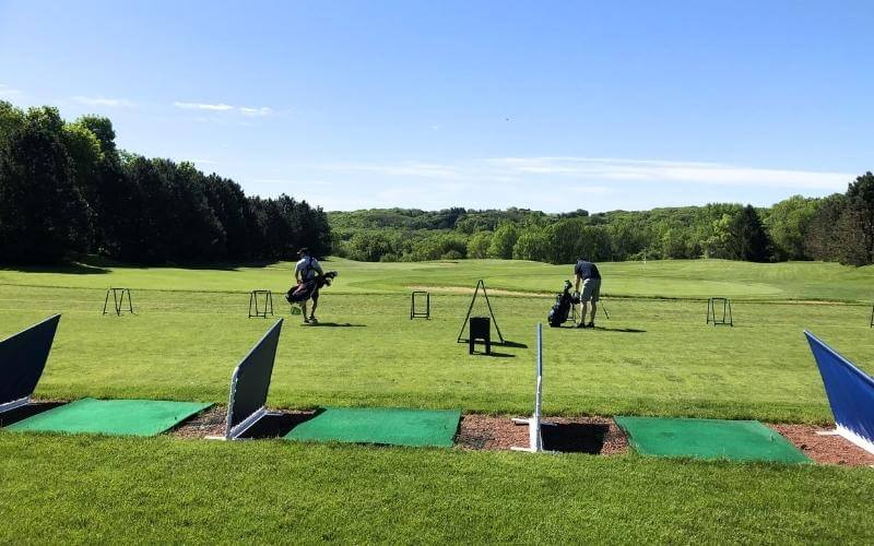 Top 5 Best Golf Driving Ranges in Bangkok - GolfLux