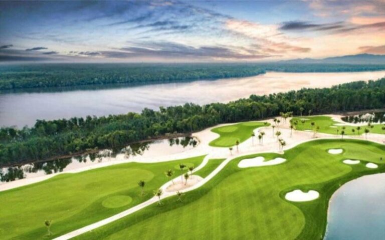 Daiman 18 Golf Club in Johor Jaya, Tee Times - GolfLux