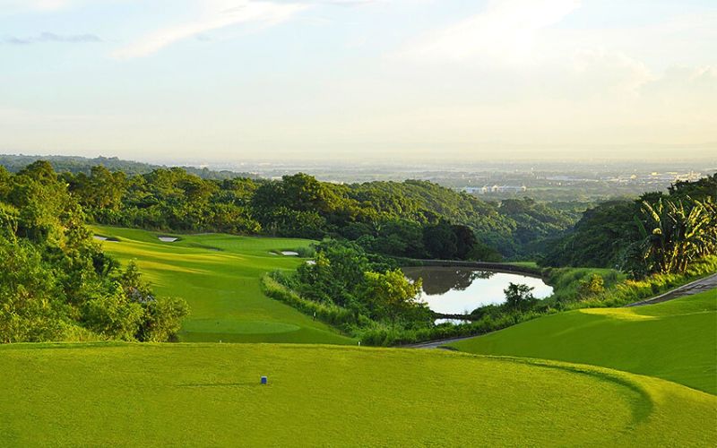 Best Tagaytay Golf Courses for 2025/2026 - GolfLux